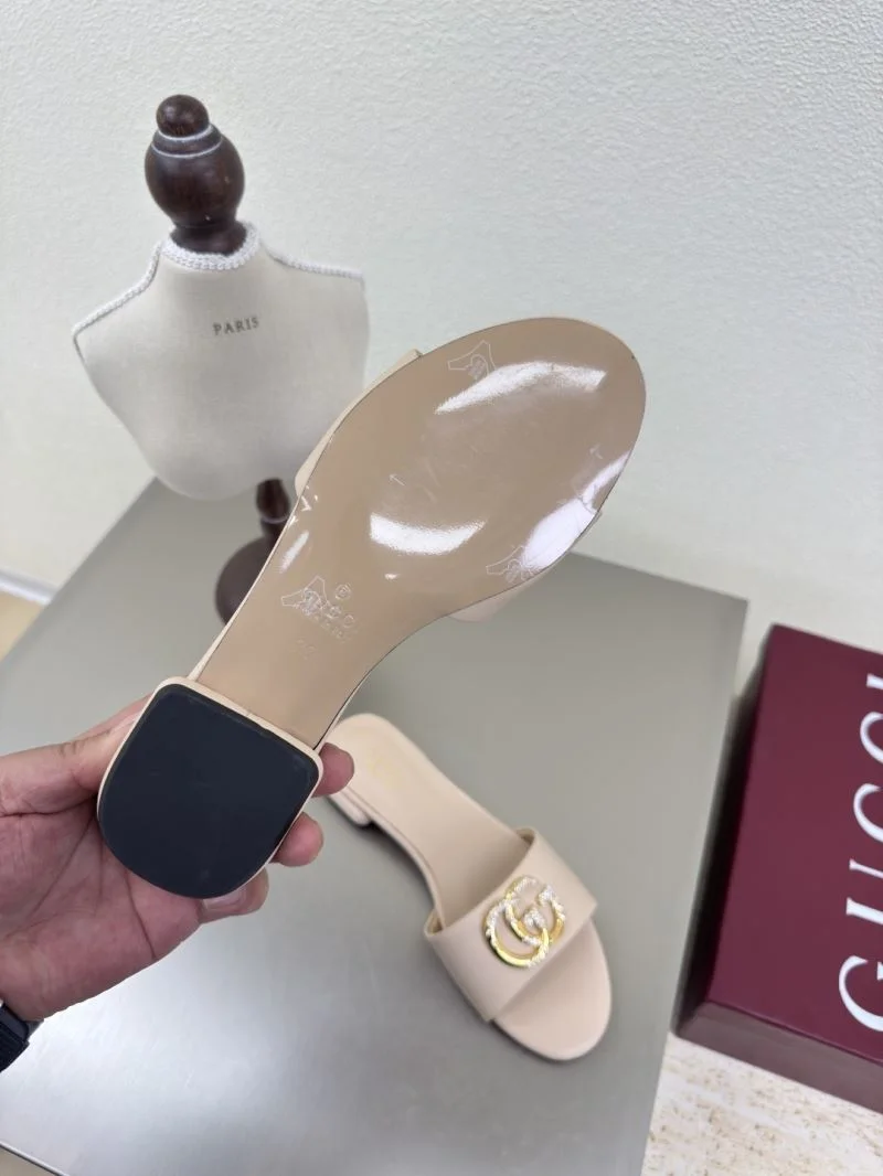 Top match Gucci Slippers