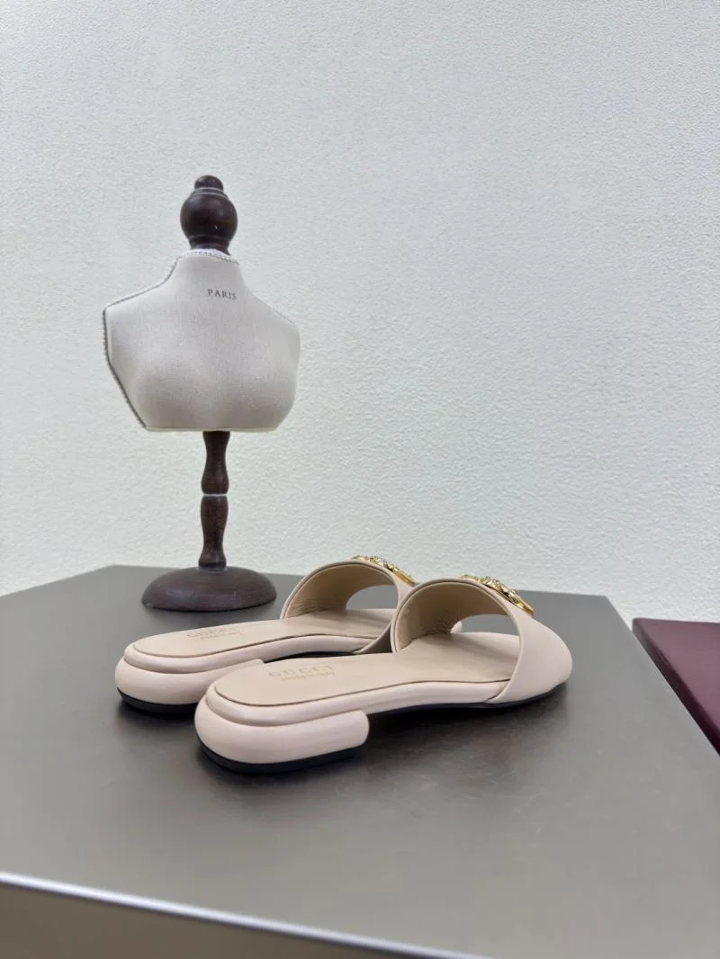 Top match Gucci Slippers
