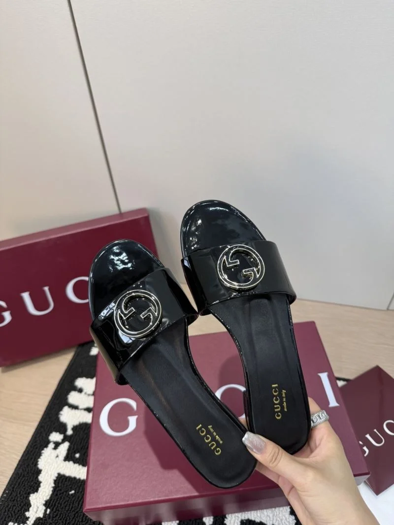 Low-cost Gucci Slippers