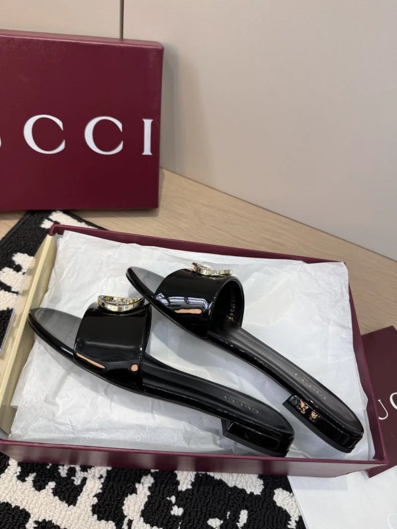 Low-cost Gucci Slippers