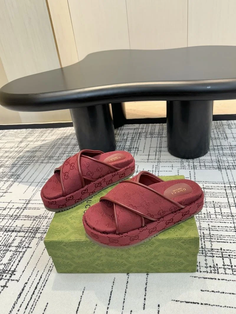Top match Gucci Slippers