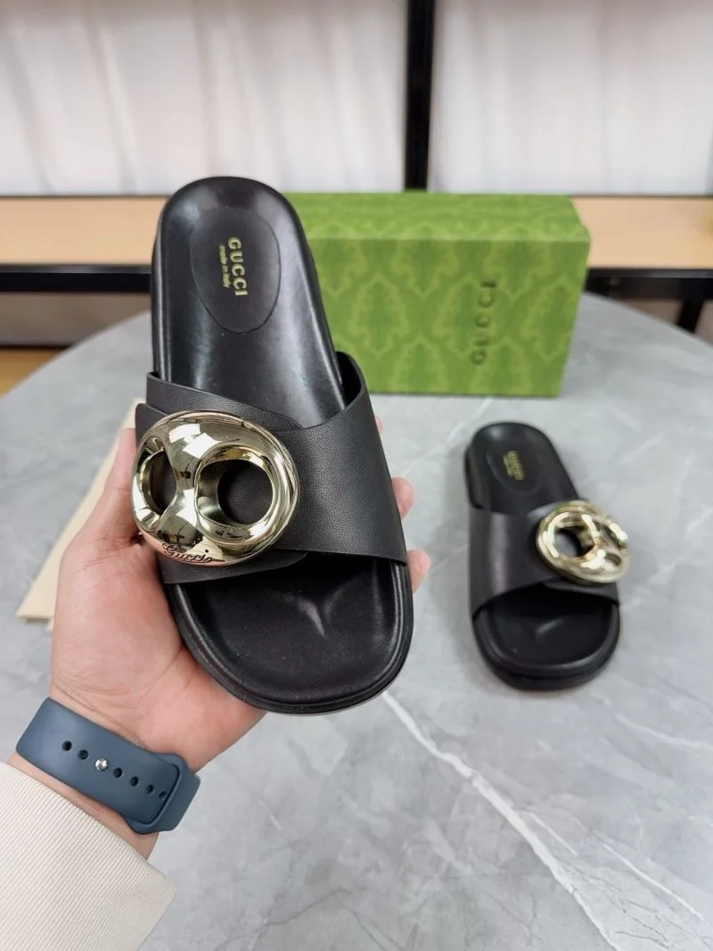 Top match Gucci Slippers