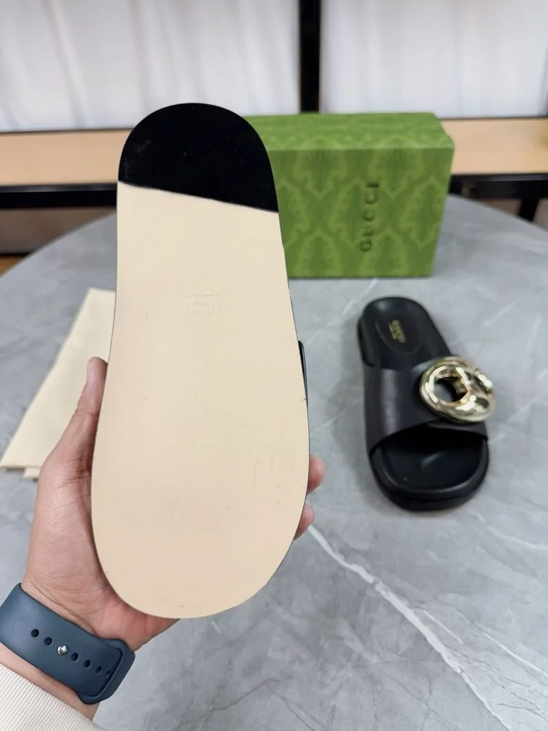 Top match Gucci Slippers