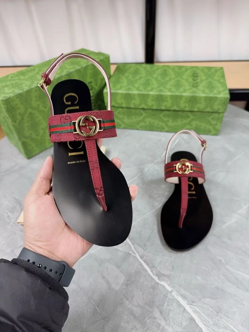 Brand-authenticated Gucci Slippers