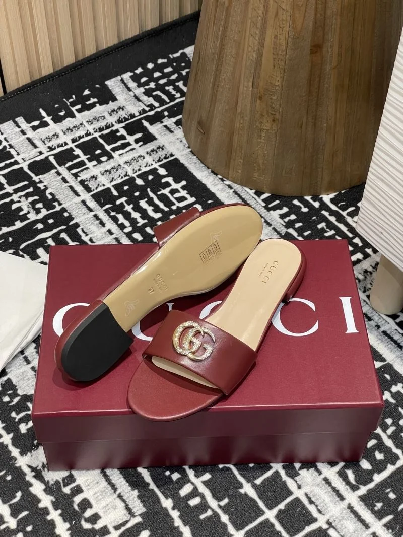 Low-cost Gucci Slippers