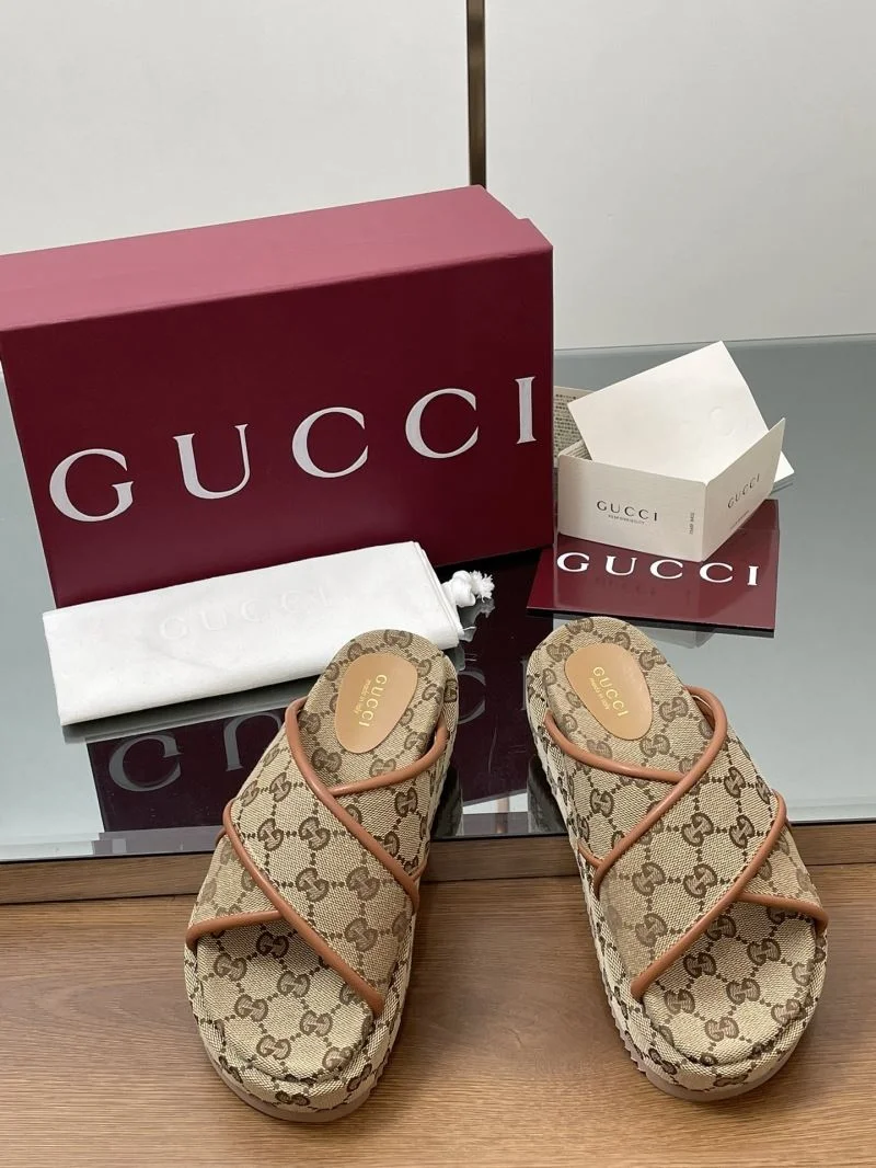 Top mirror Gucci Slippers