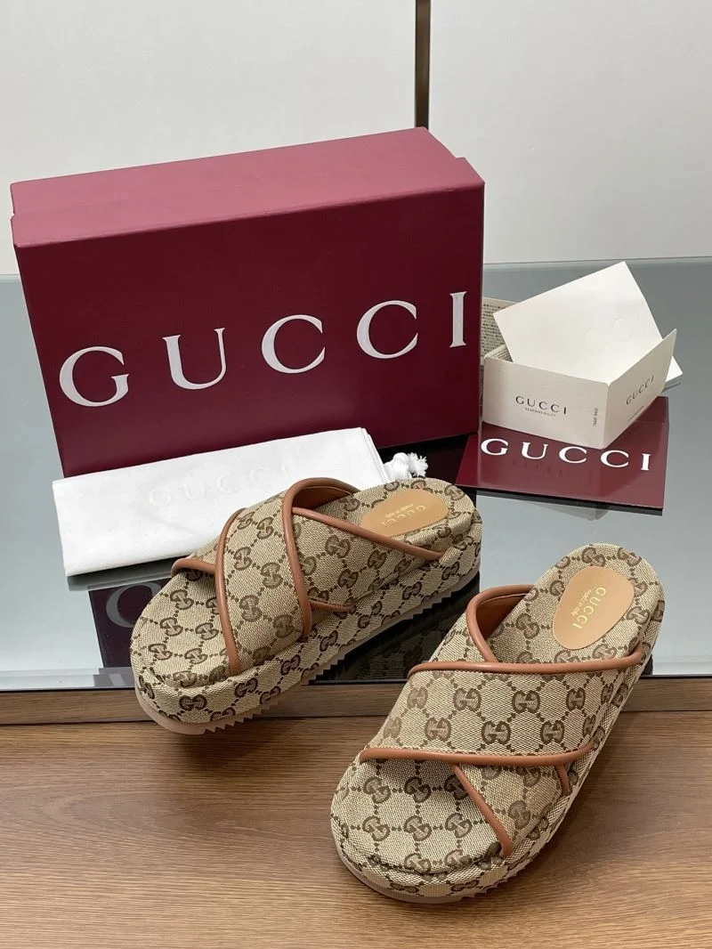 Top mirror Gucci Slippers