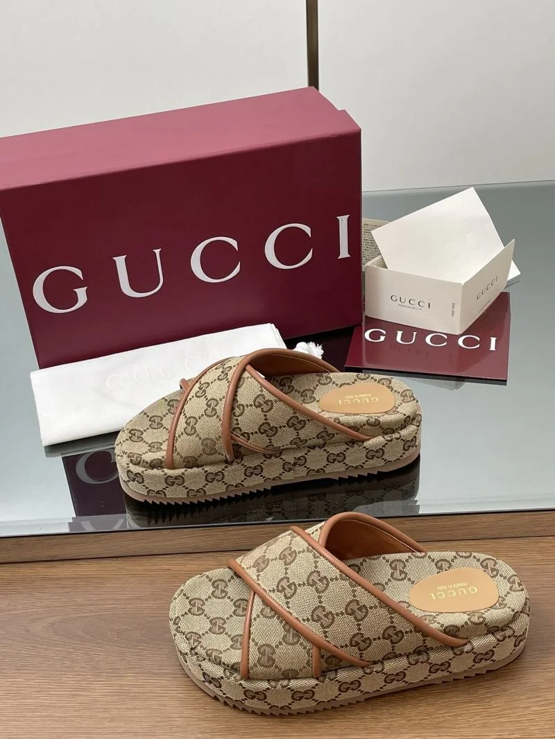 Top mirror Gucci Slippers