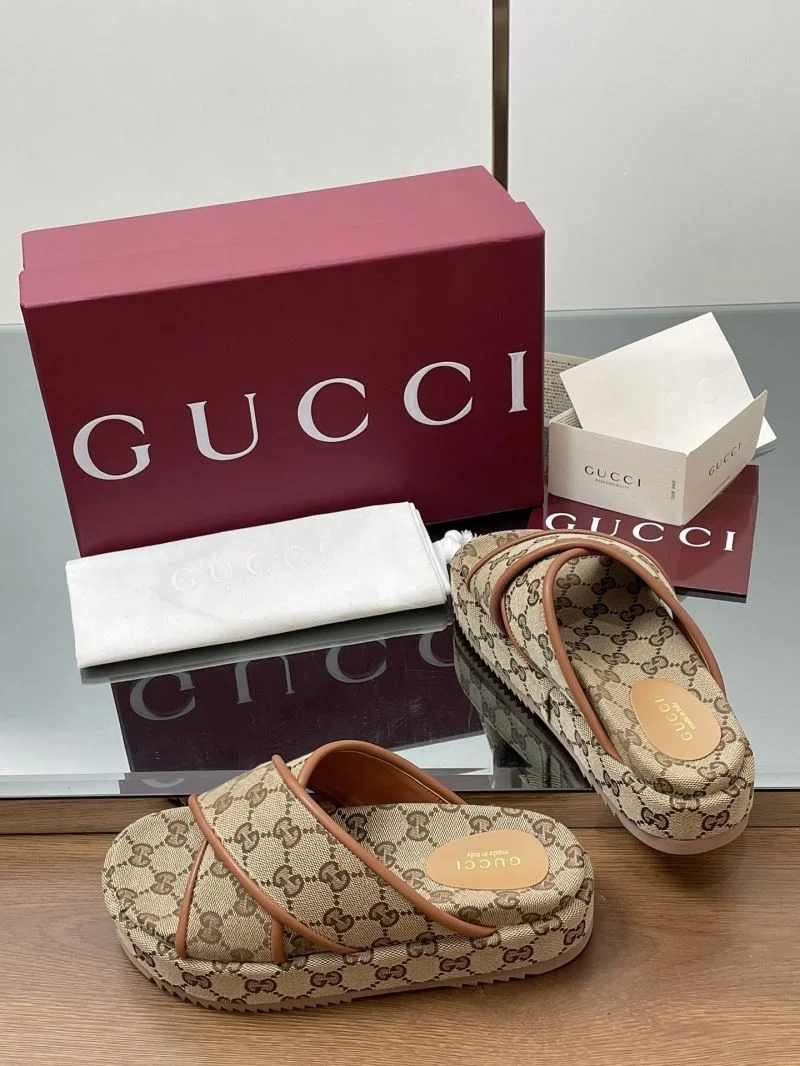 Top mirror Gucci Slippers