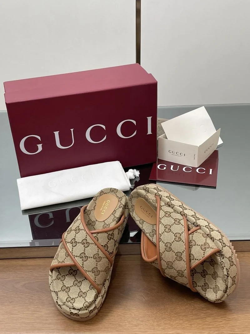 Top mirror Gucci Slippers