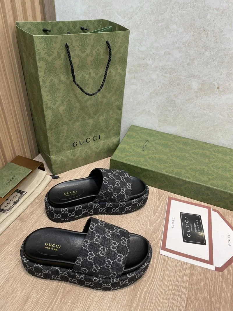 Accurate model Gucci Slippers