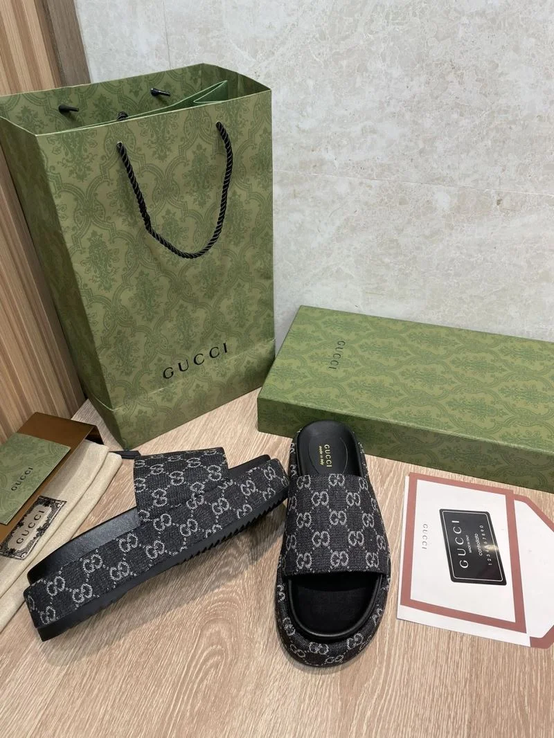 Accurate model Gucci Slippers