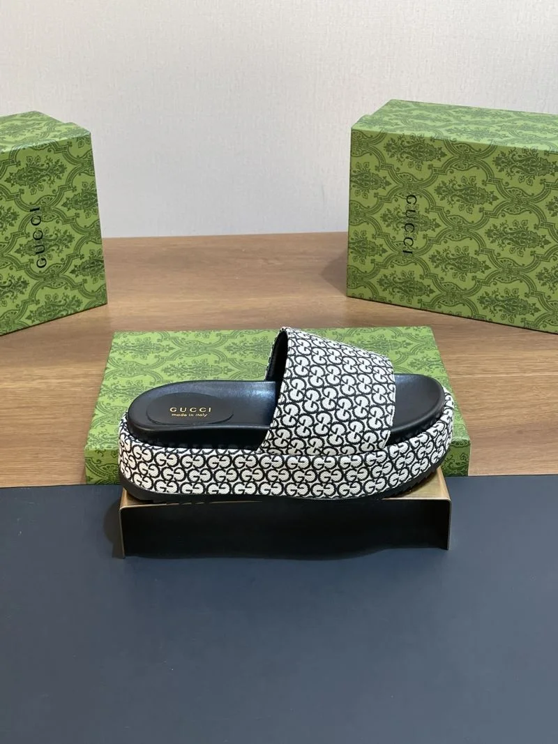 Economical Gucci Slippers