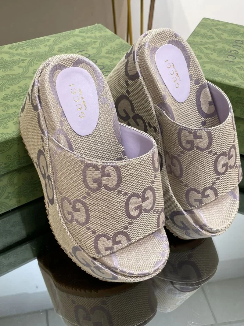Exact replica Gucci Slippers