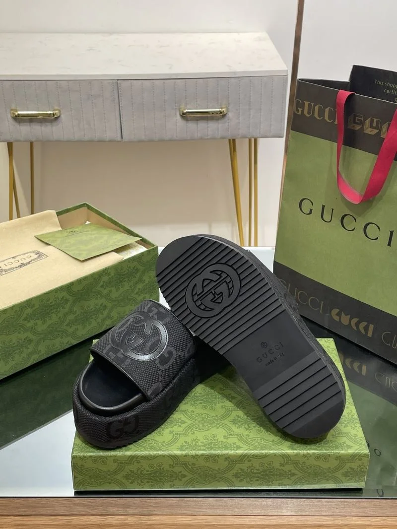 Bargain Gucci Slippers