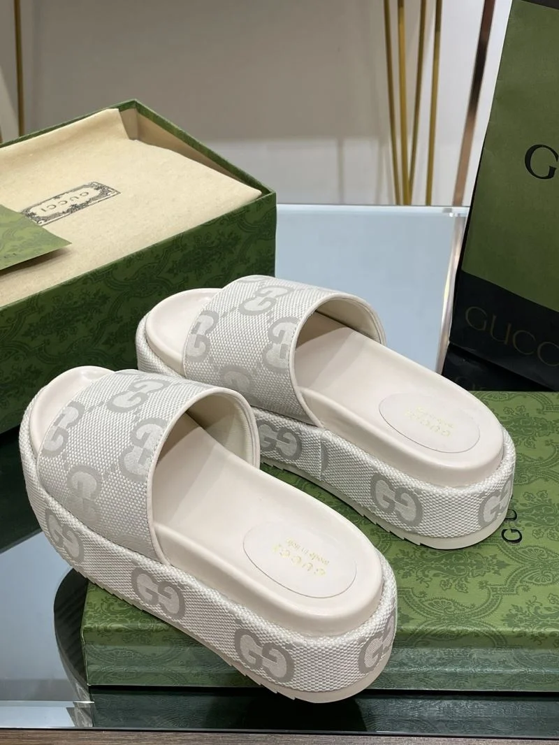 Low-cost Gucci Slippers