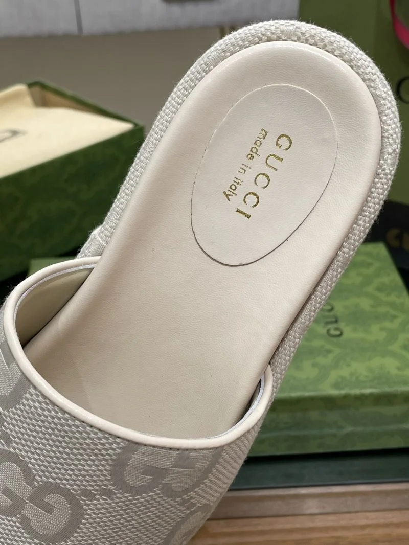 Low-cost Gucci Slippers