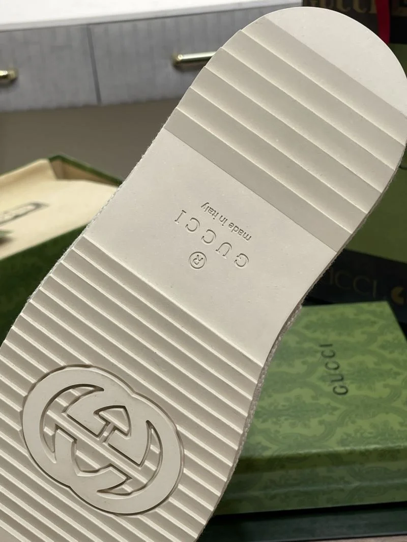 Low-cost Gucci Slippers