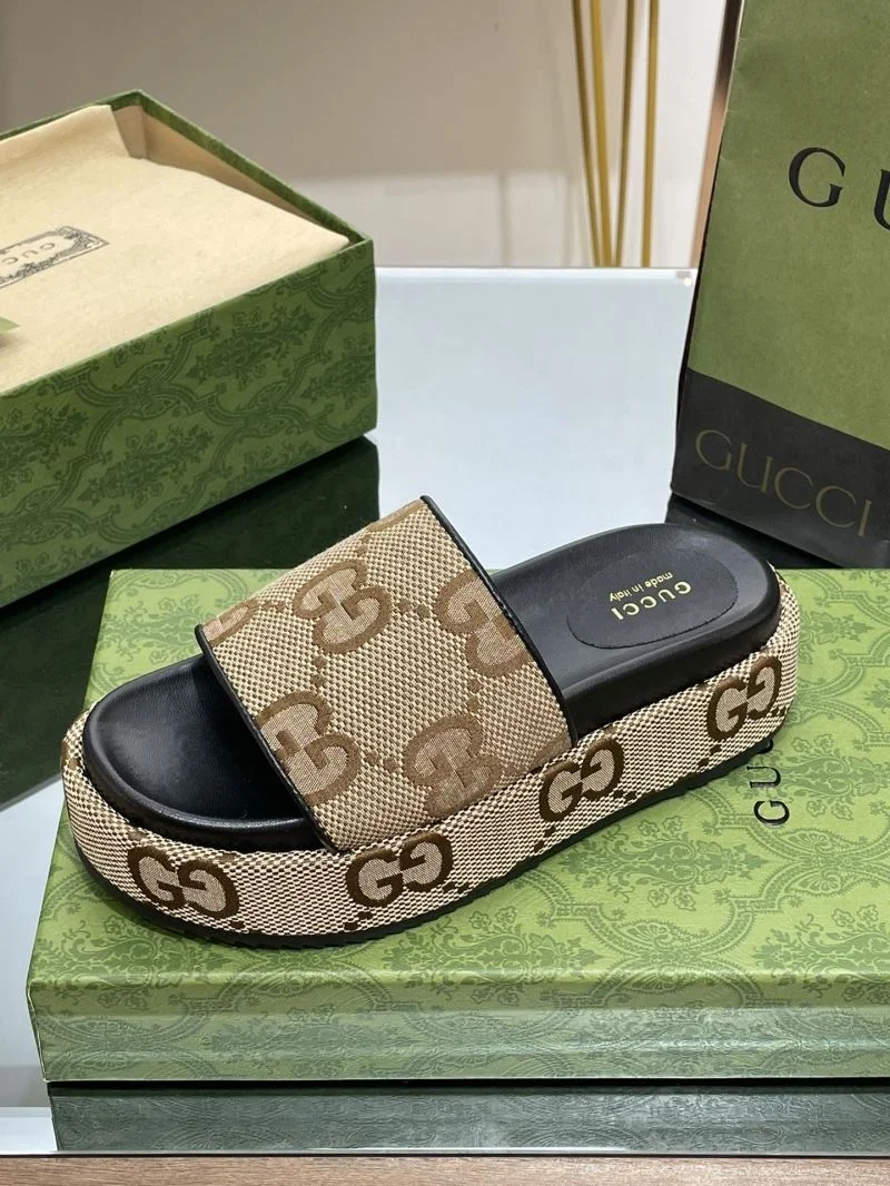 Top match Gucci Slippers