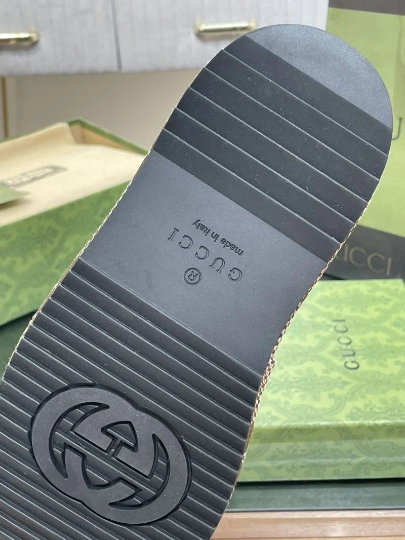Top match Gucci Slippers