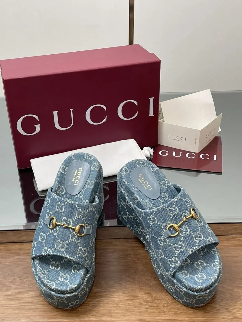 Brand-authenticated Gucci Slippers