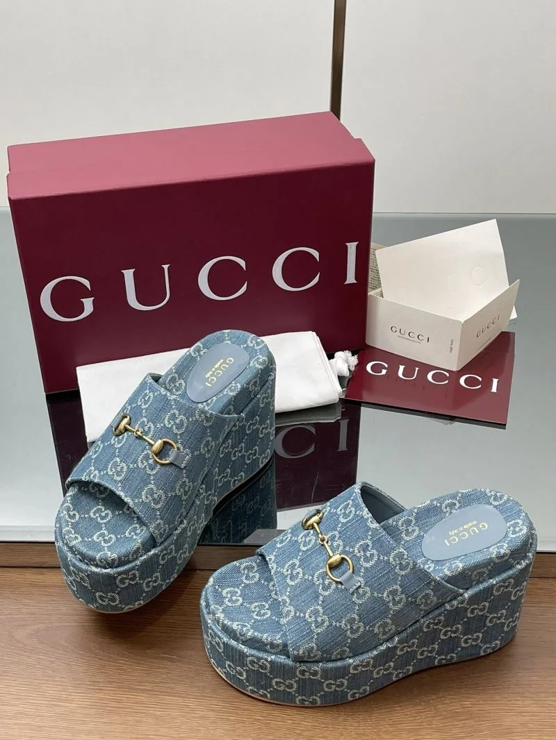 Brand-authenticated Gucci Slippers
