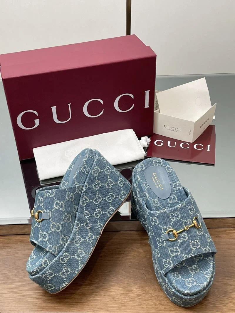 Brand-authenticated Gucci Slippers
