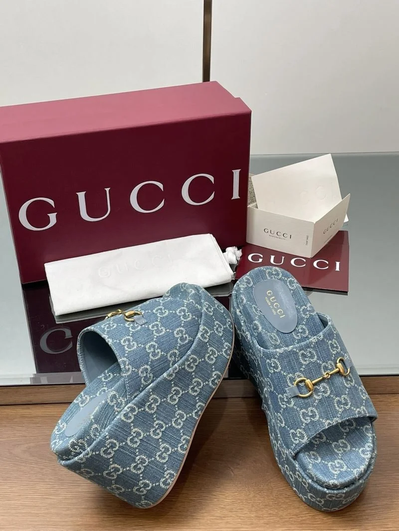 Brand-authenticated Gucci Slippers