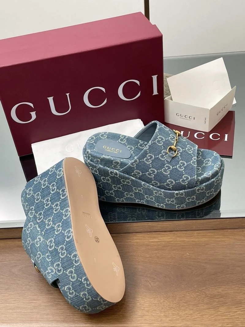 Brand-authenticated Gucci Slippers