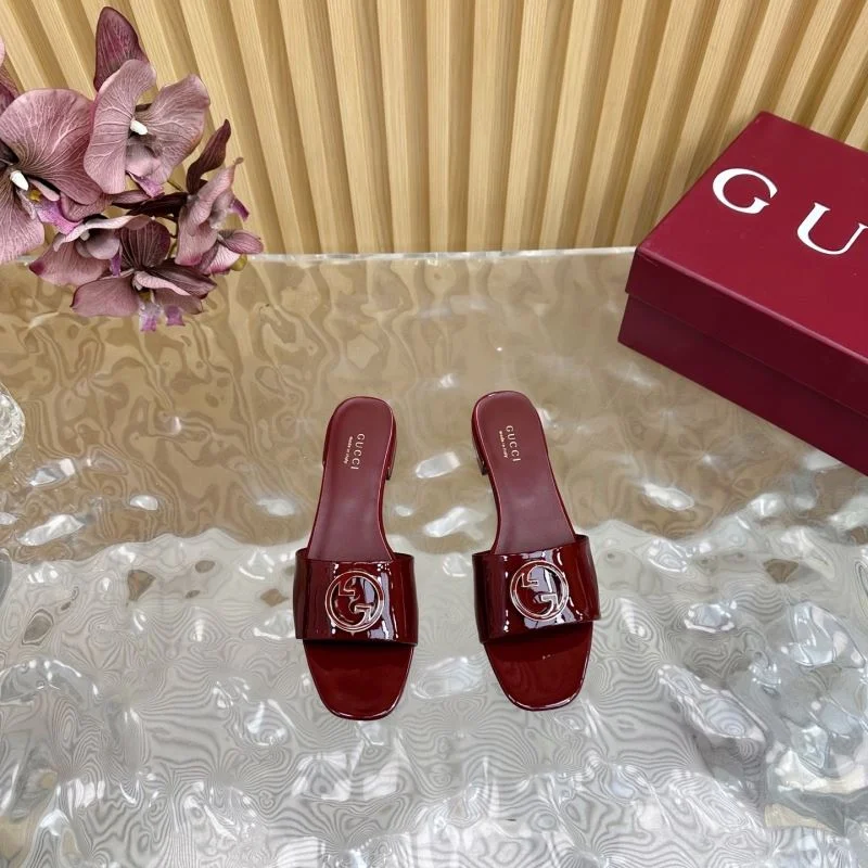 Top match Gucci Slippers