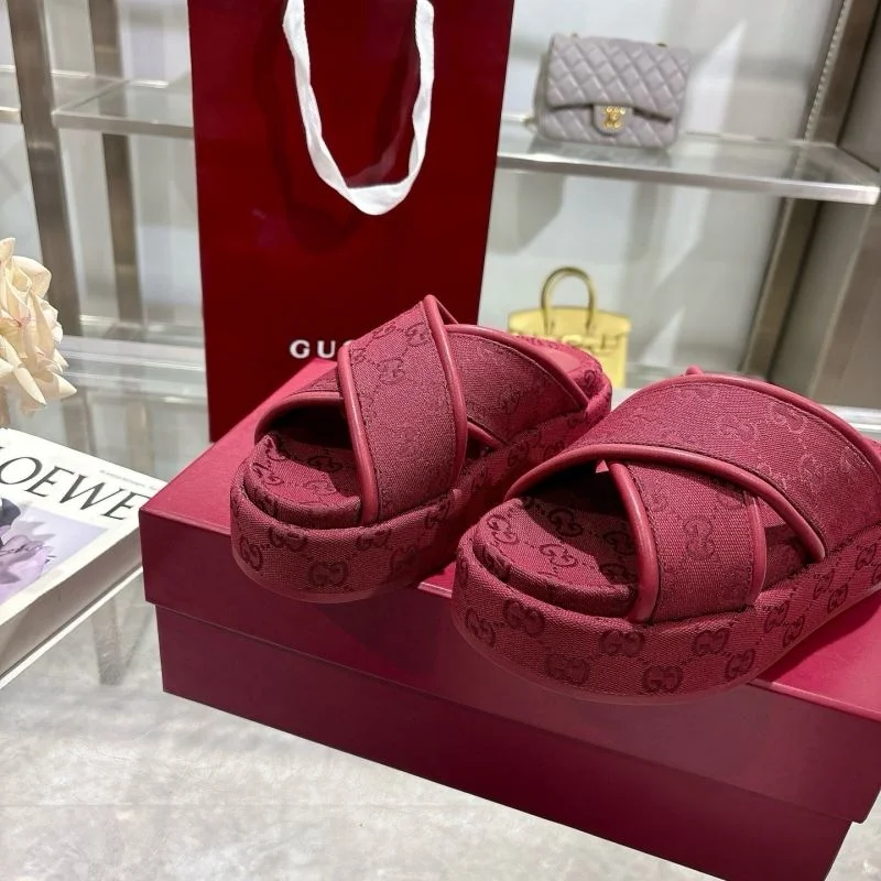 Bargain Gucci Slippers