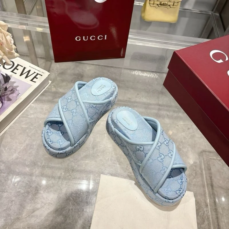 Brand-authenticated Gucci Slippers