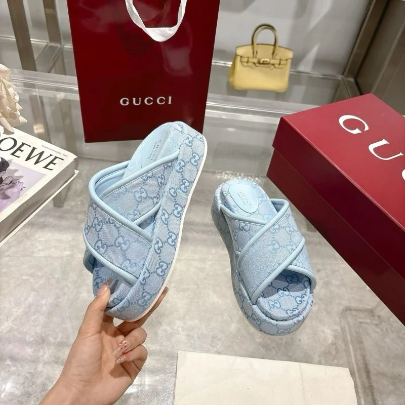 Brand-authenticated Gucci Slippers