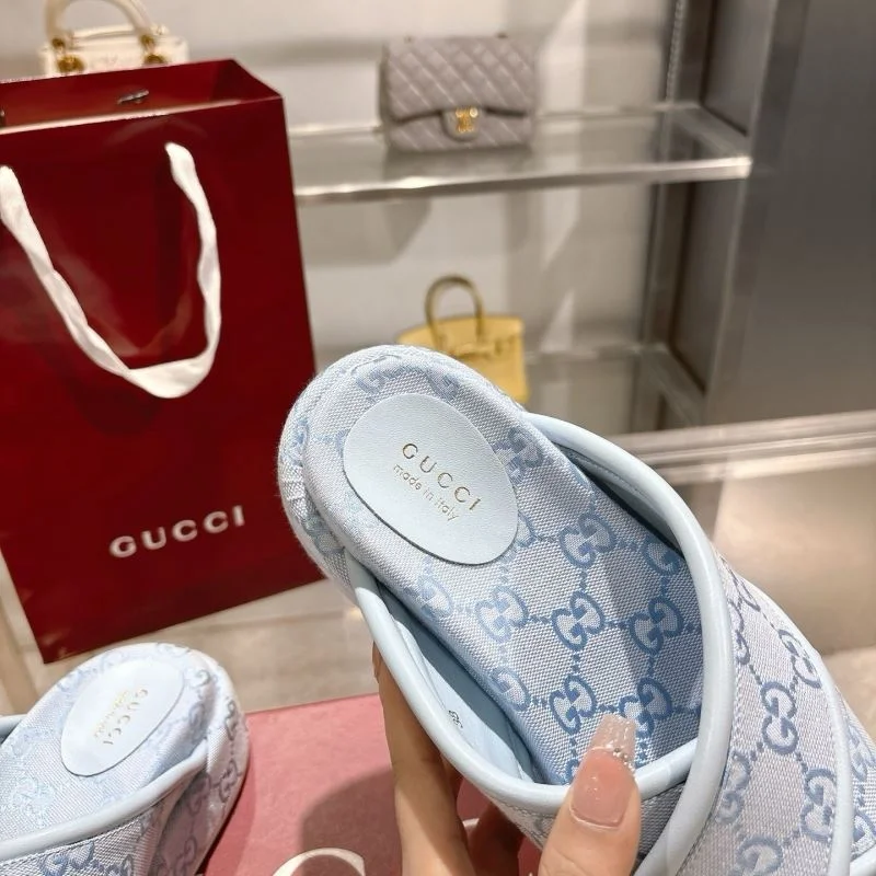 Brand-authenticated Gucci Slippers