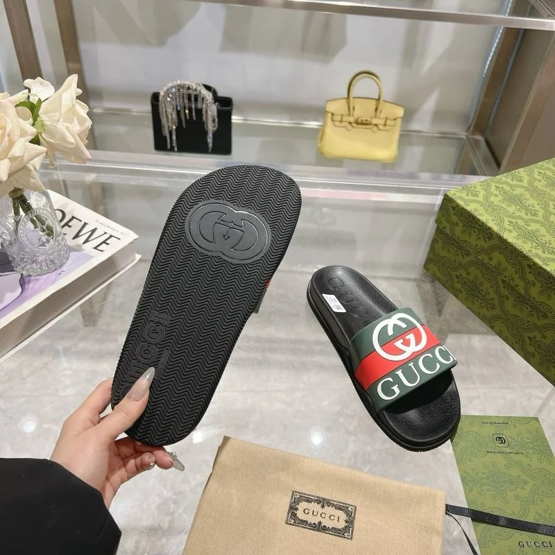 Low-cost Gucci Slippers