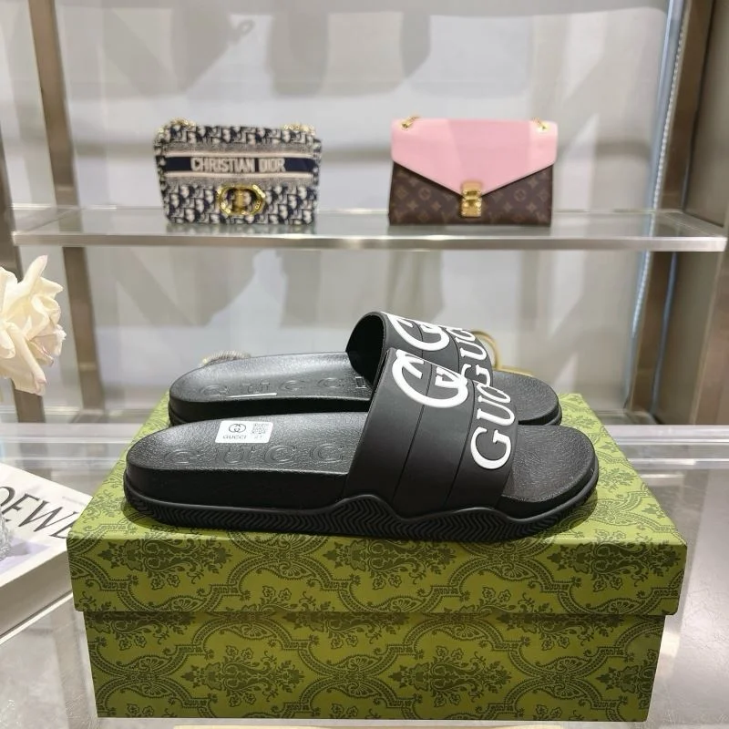 Exact replica Gucci Slippers