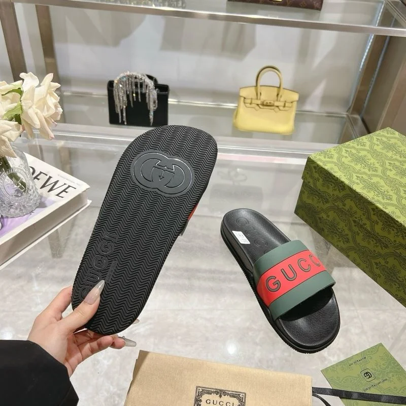 Low-cost Gucci Slippers