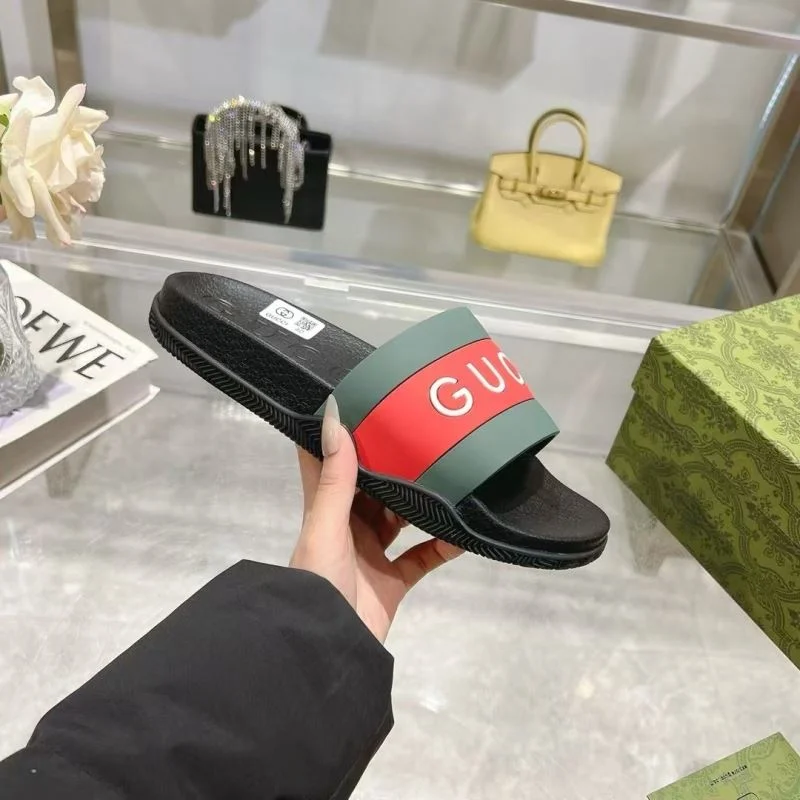 Top match Gucci Slippers