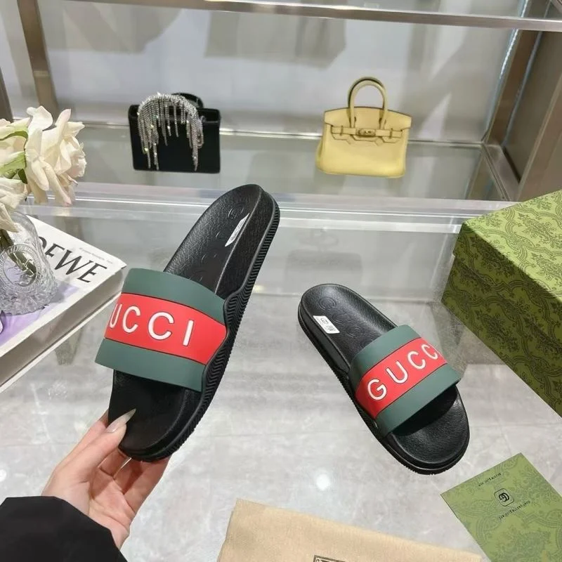 Top match Gucci Slippers
