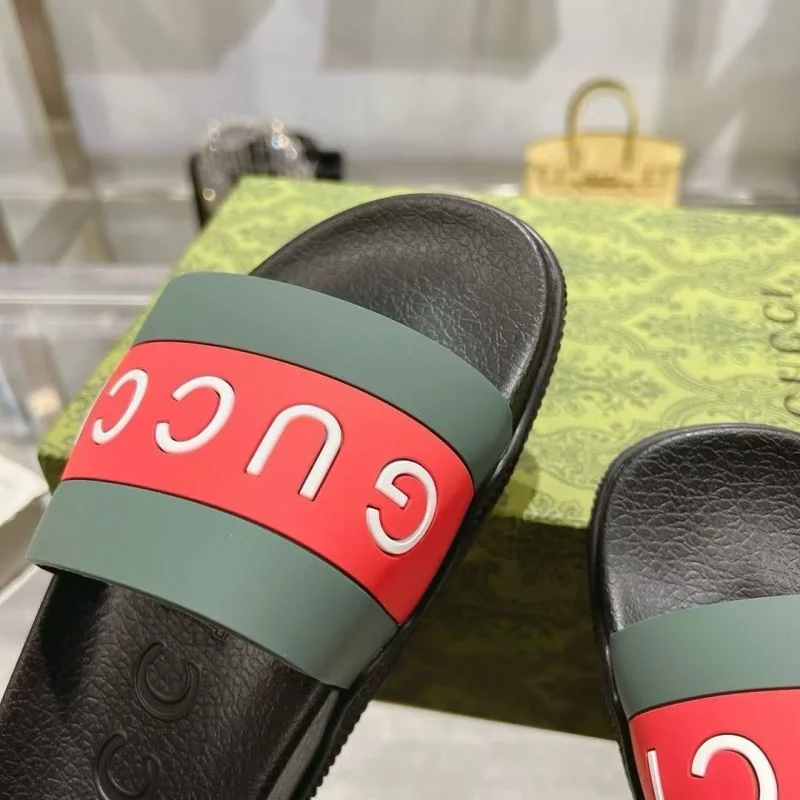 Top match Gucci Slippers