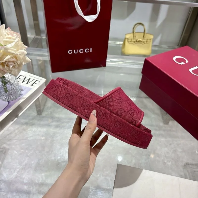 Low-cost Gucci Slippers