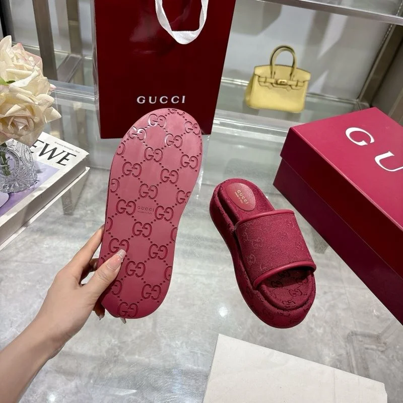 Low-cost Gucci Slippers