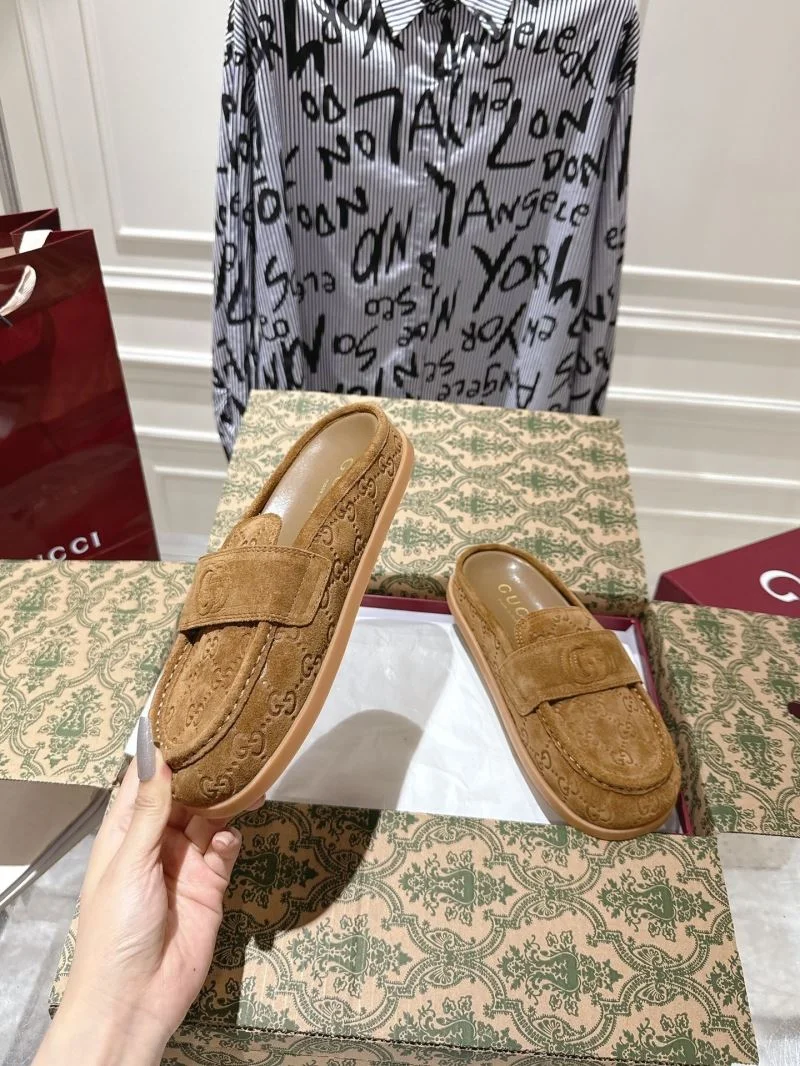 Top match Gucci Slippers