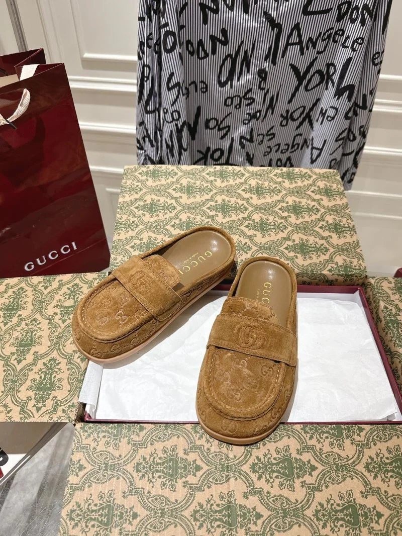 Top match Gucci Slippers