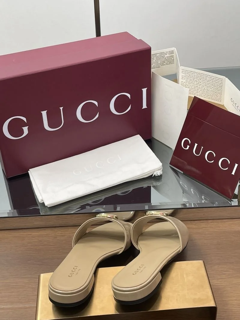 Brand-authenticated Gucci Slippers