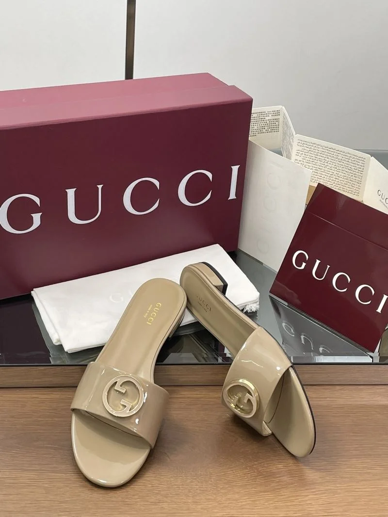 Brand-authenticated Gucci Slippers