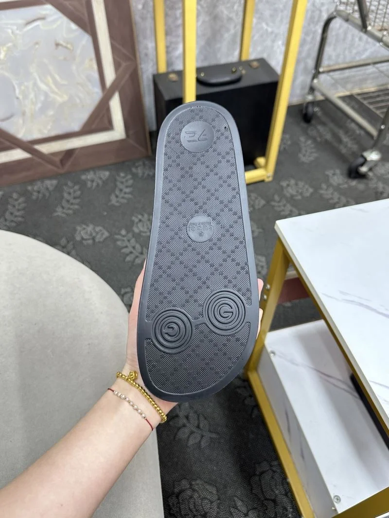 Legit Gucci Slippers
