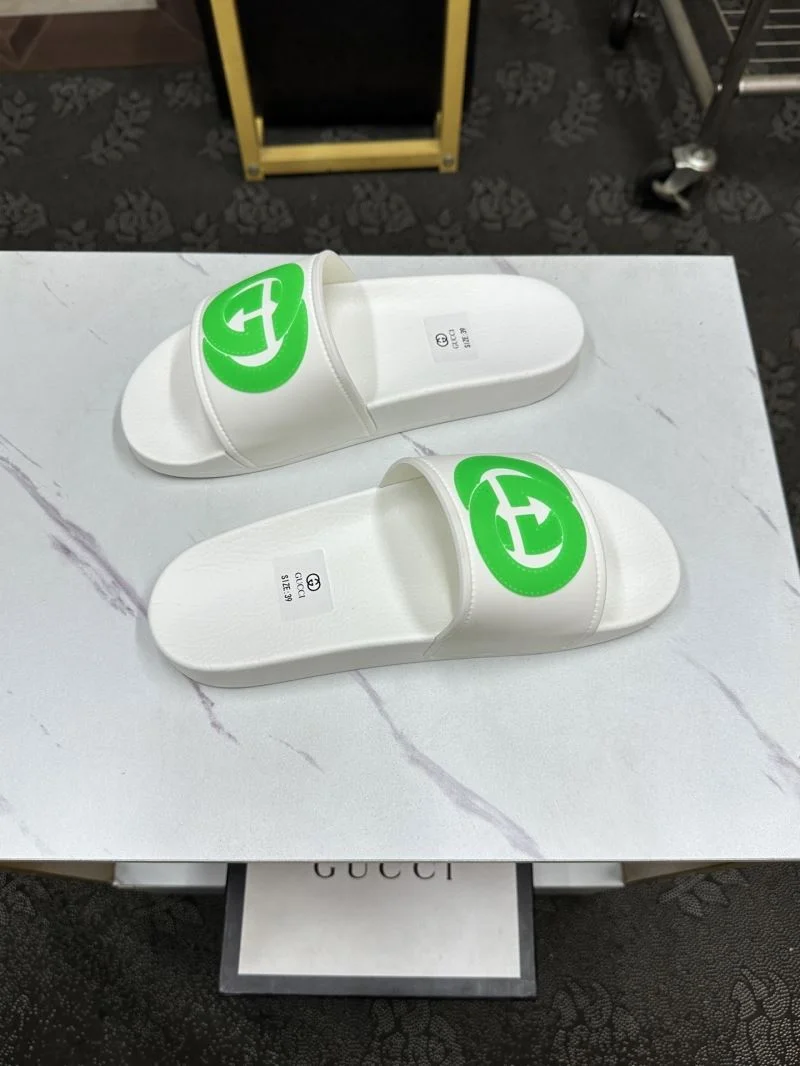 Brand-authenticated Gucci Slippers