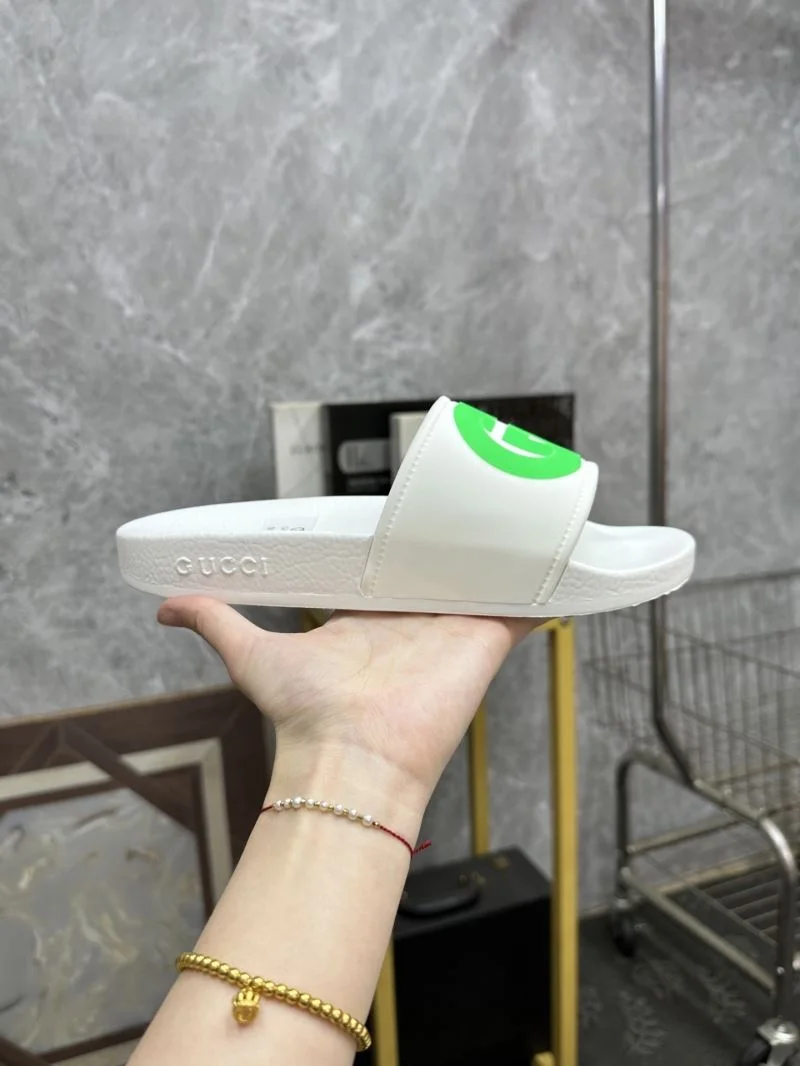 Brand-authenticated Gucci Slippers