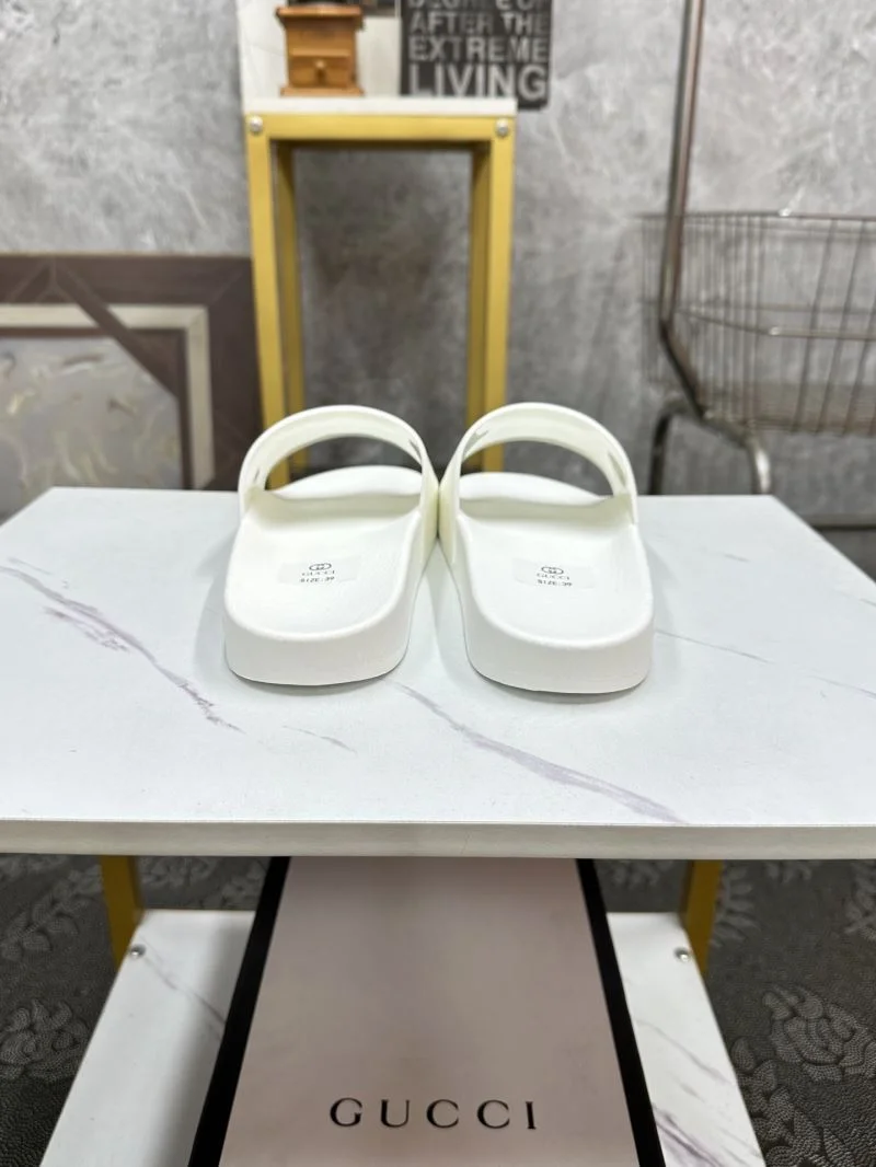 Brand-authenticated Gucci Slippers